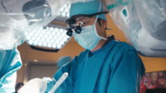 【ネタバレ】『ブラックペアン2』 天城がシャンス・サンプルを行うようになった悲しい過去 第9話のあらすじ・気になるポイント | komimini