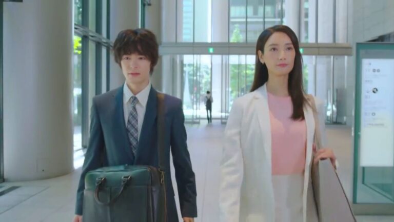 『オーラがあるのに無能な女』×『優秀なのに印象薄い男』コンビが奇跡の受注！？令和のお仕事ドラマ【無能の鷹】第1話 | komimini