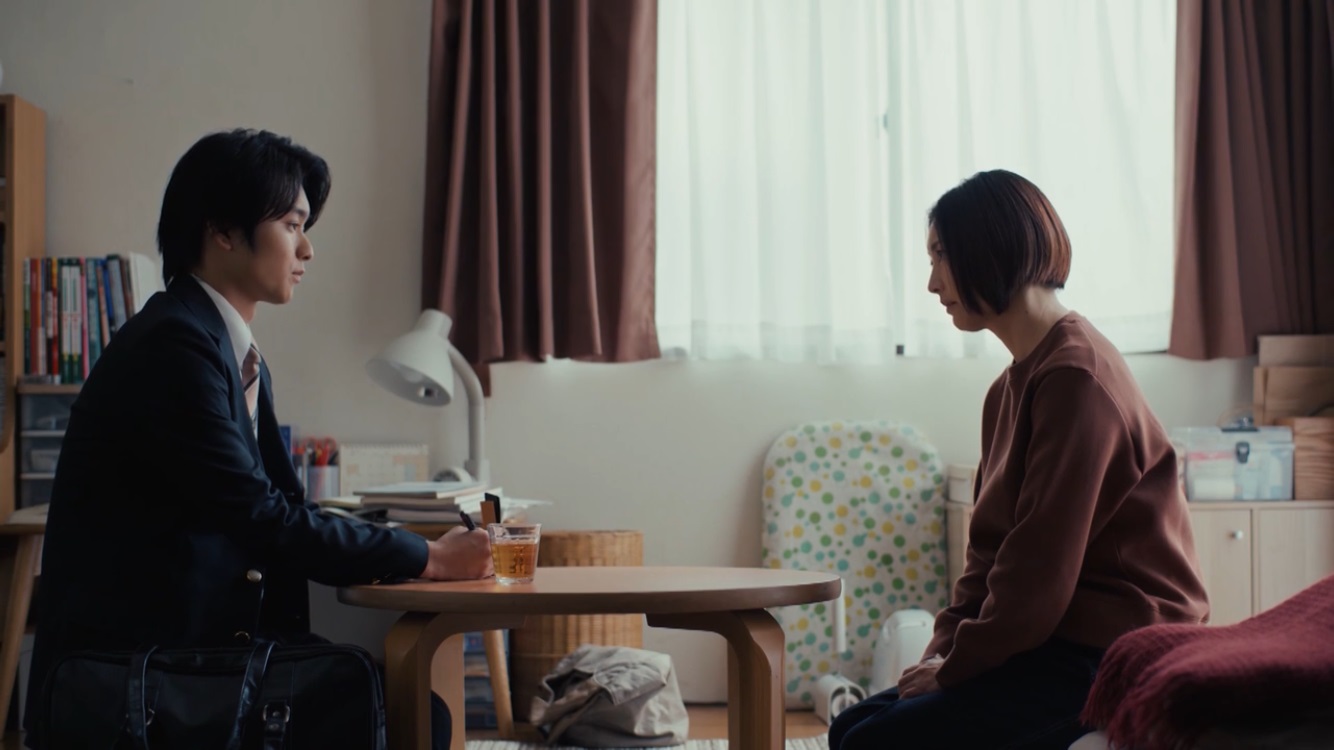 回想で出てきた学生は御上の兄だった！ 日曜劇場「御上先生」第3話のあらすじ FAXの意味、倭建命は誰かを考察 | komimini